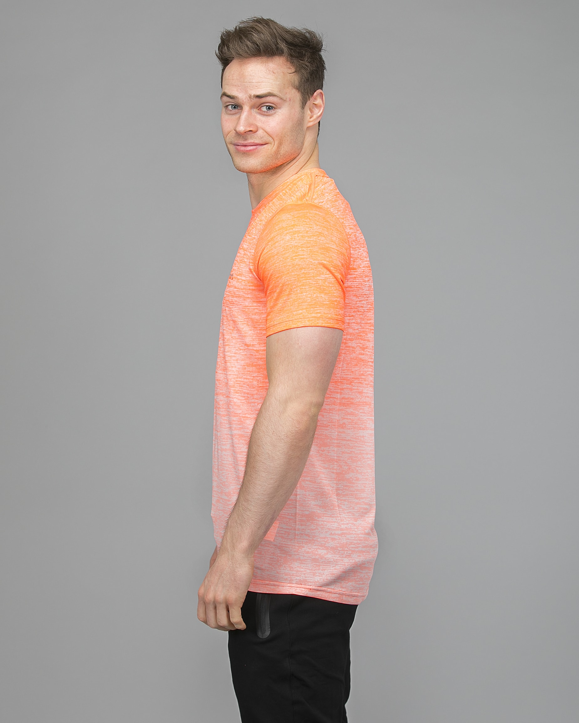 Superdry Active Ombre Grit Tee - Fluro - tights.no