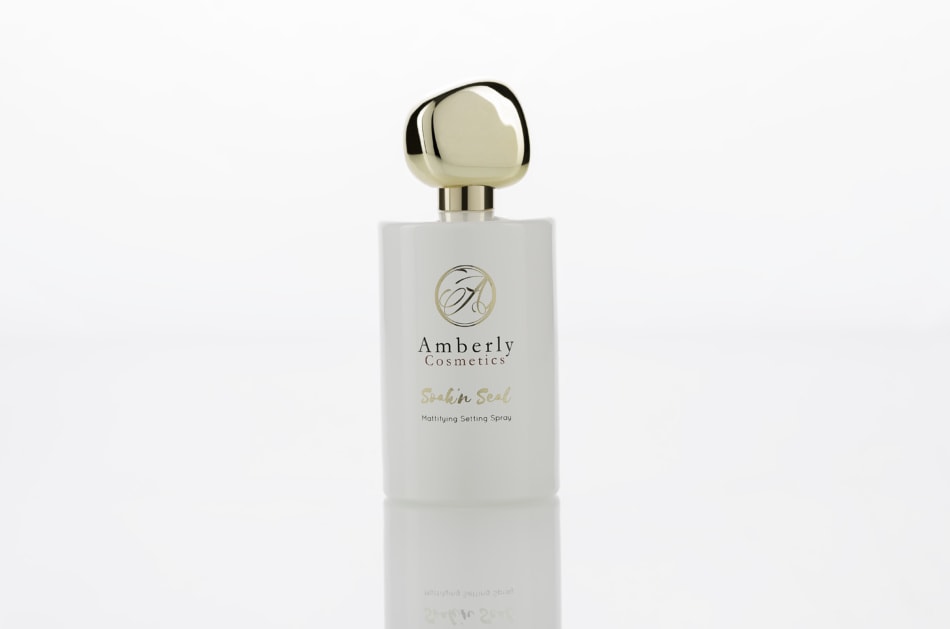 Amberly Cosmetics Soak'n Seal Mattifying Setting Spray 90ml - Tights.no