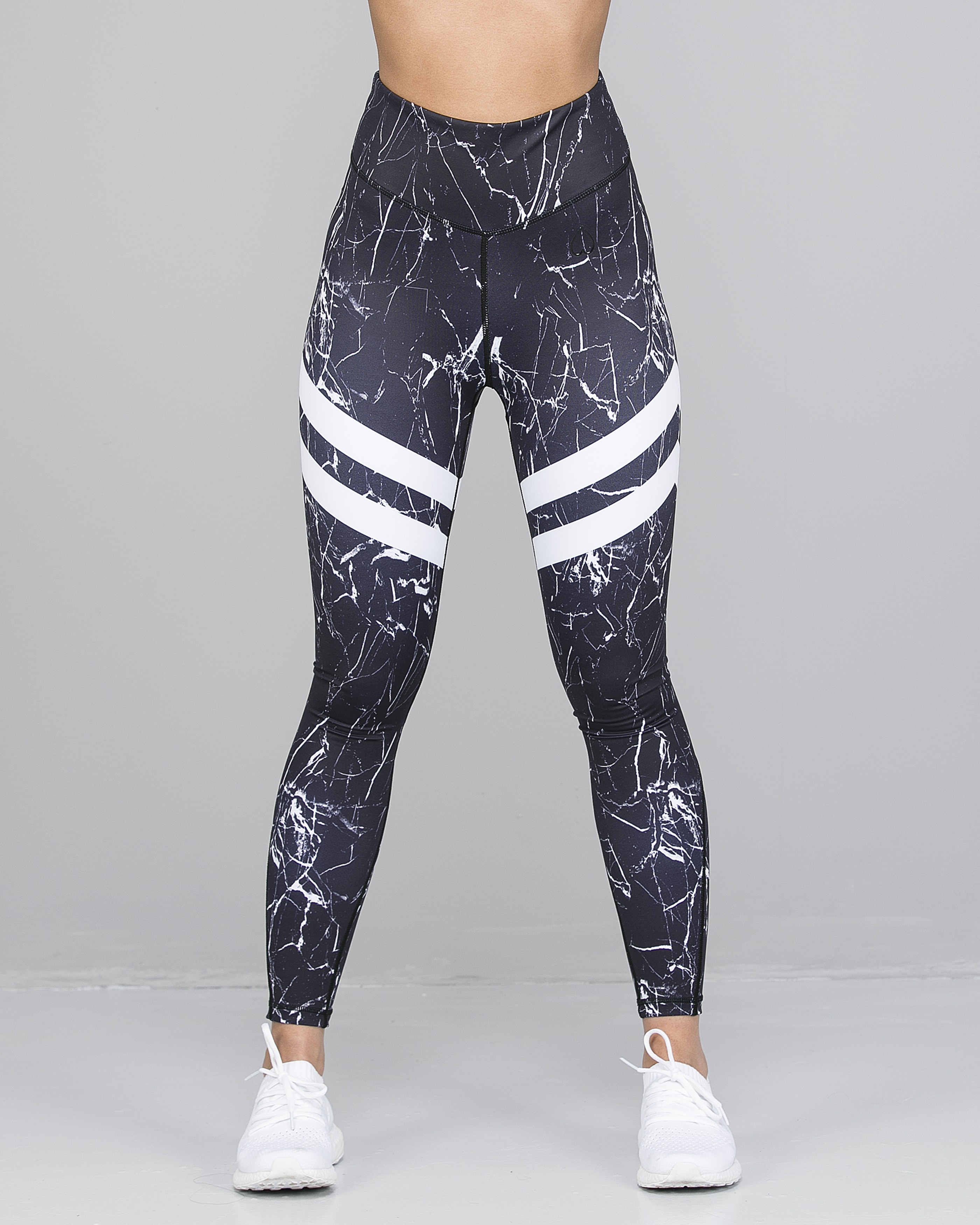 Weightless Black Marble Tights - tights.no