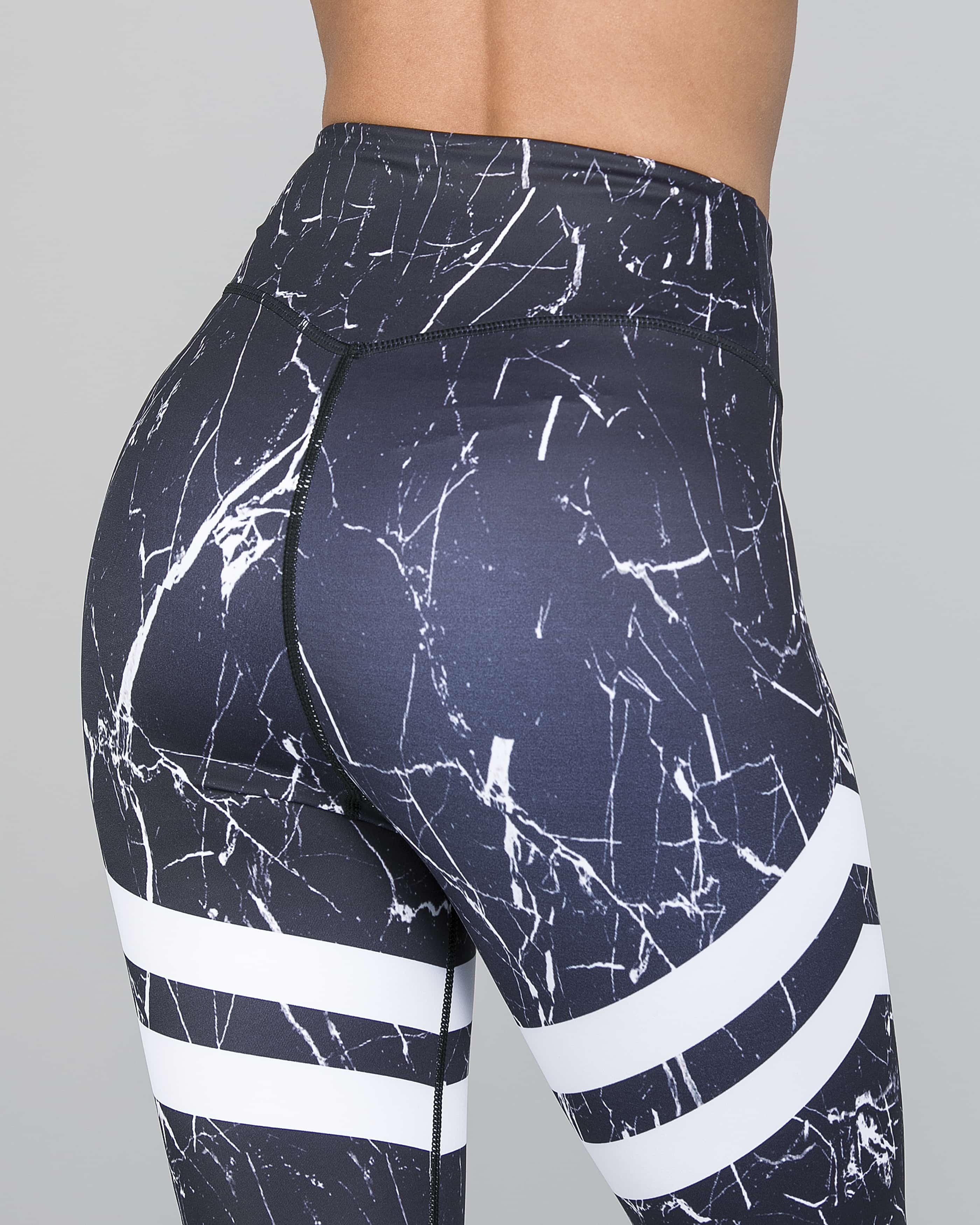 Weightless Black Marble Tights - tights.no