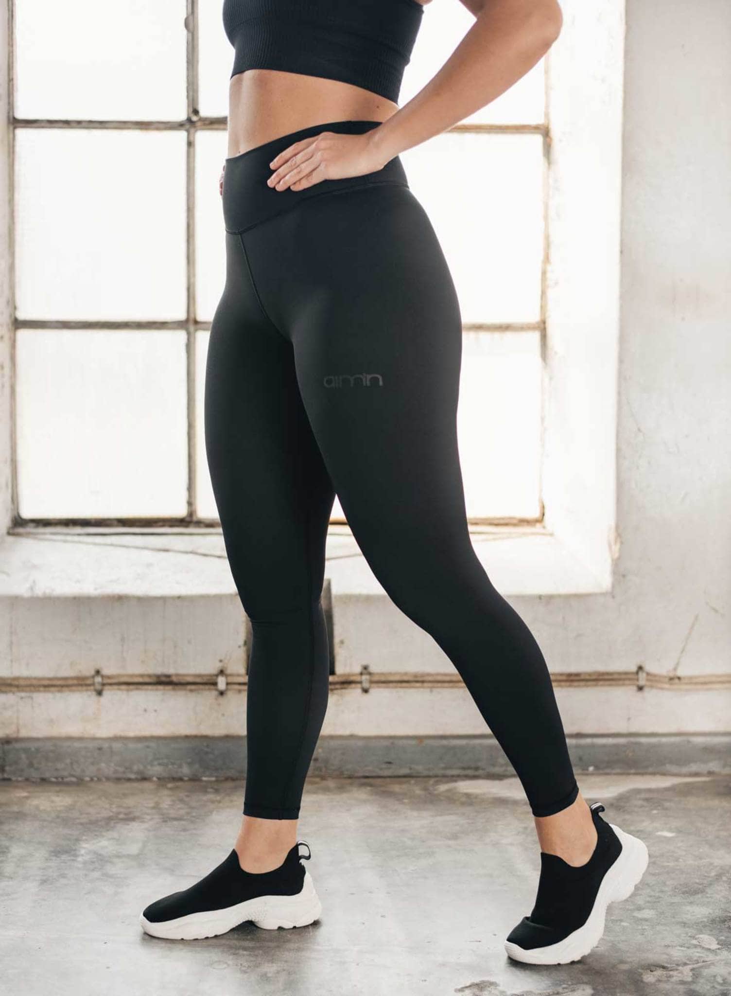 Aim´n All Black Tights - Tights.no