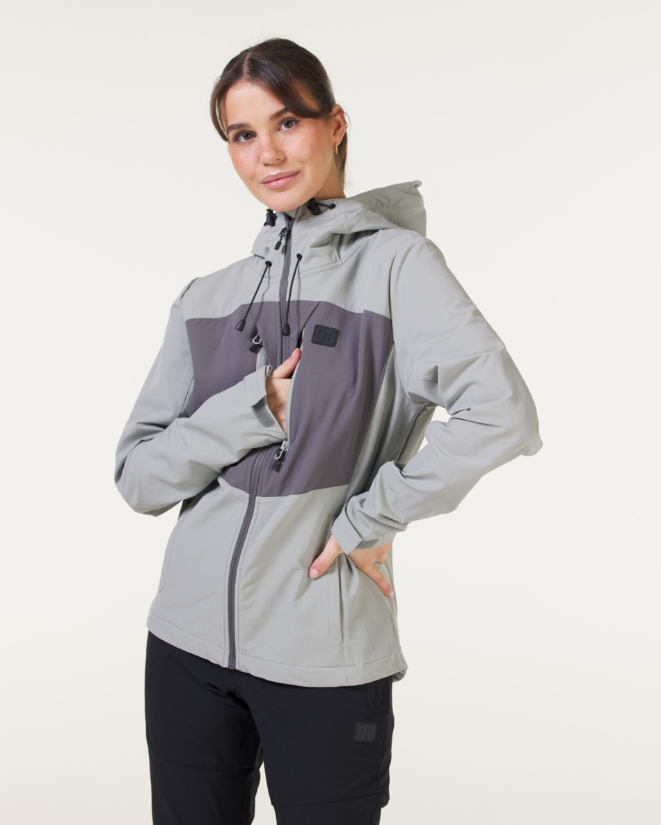 Outdoor & Essentials Weekend Hike Softshell Jacket Grey - Tights.no