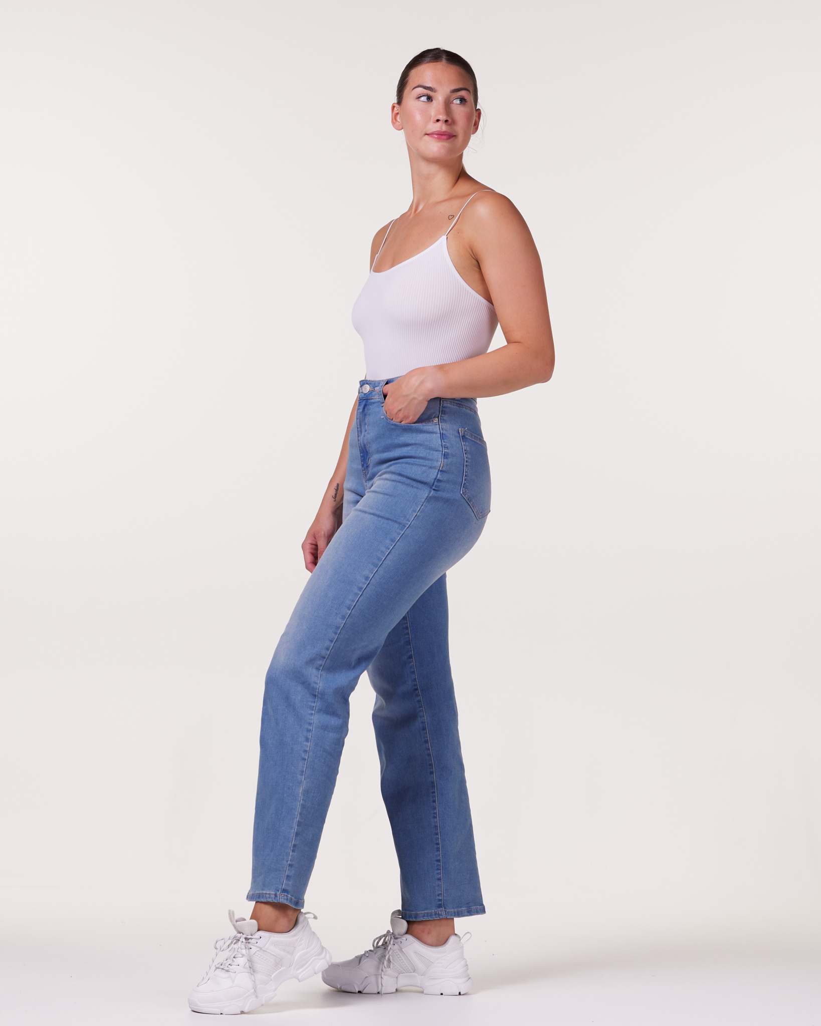 Bumpro Everyday Rib String Body White - Tights.no