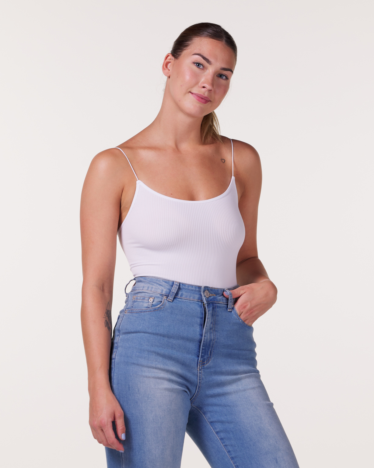 Bumpro Everyday Rib String Body White - Tights.no