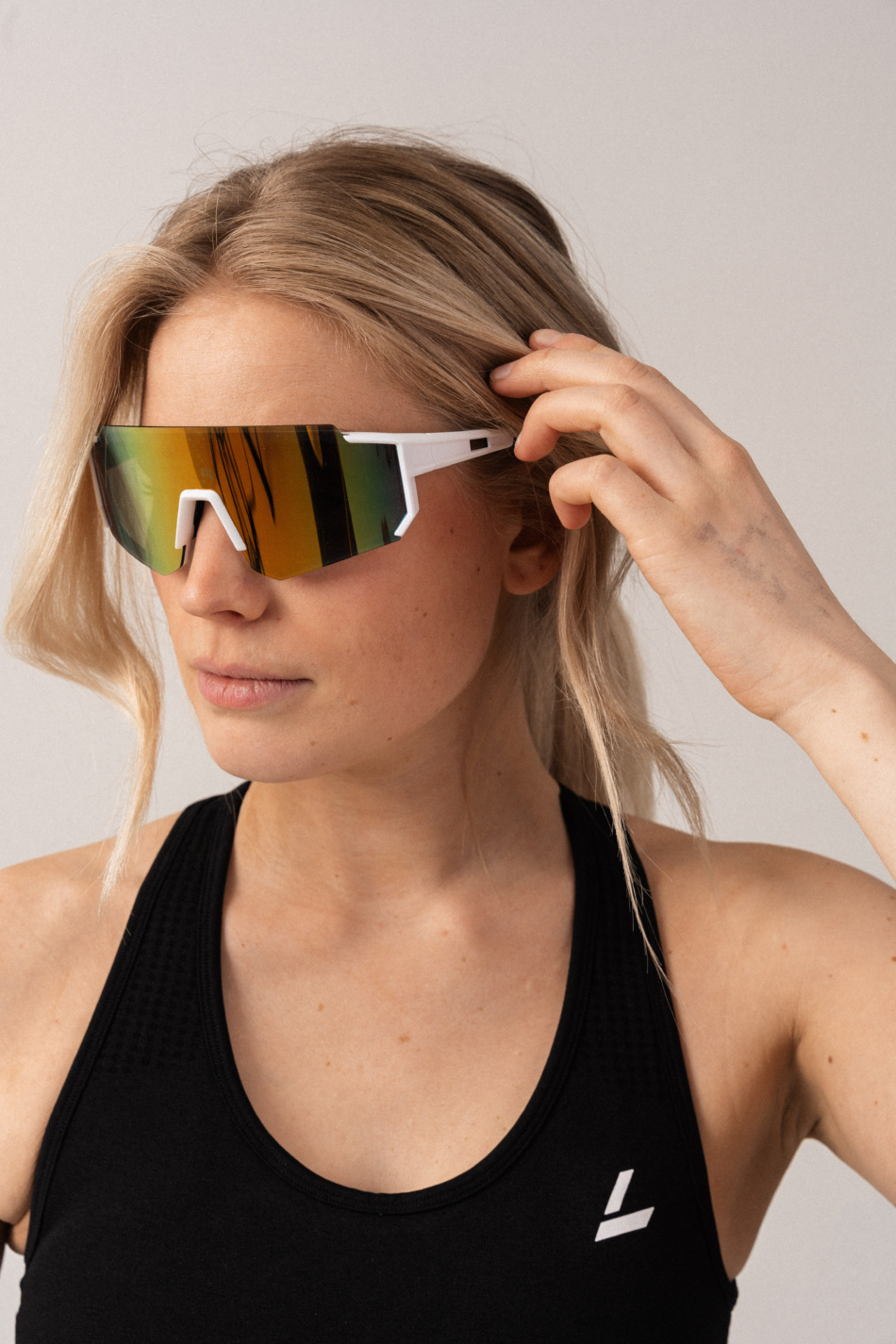 LEVITY Accelerate Sports Glasses White/Orange - One Size - Tights.no